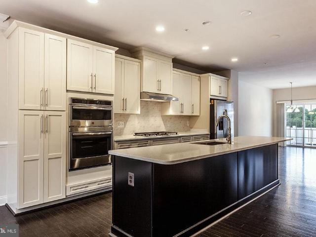 7807 Crystal Brook Way