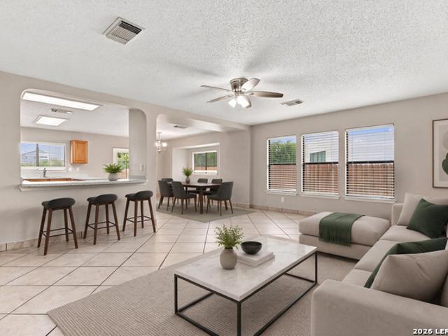 7807 Pecan Hts