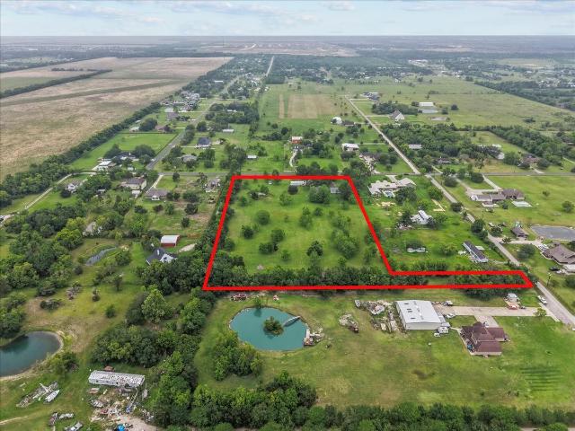 7808 Carolyn St, Santa Fe, TX 77517 | MLS #68333 | Compass