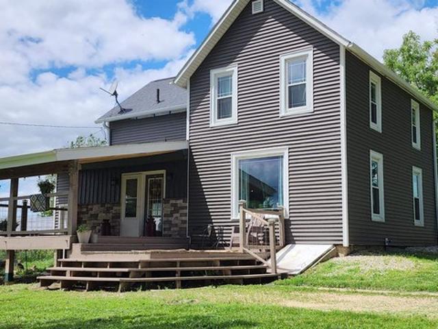 7808 E Brick School Rd, Rock City, IL 61070