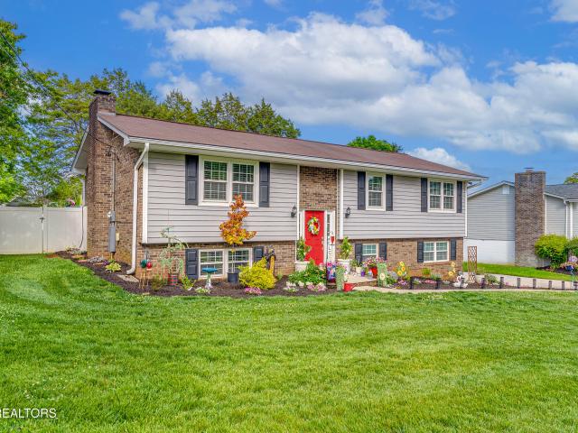 7808 Hallsdale Rd