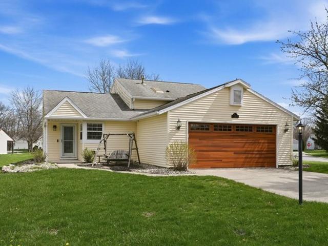 7808 Stonegate Pl, Fort Wayne, IN 46825