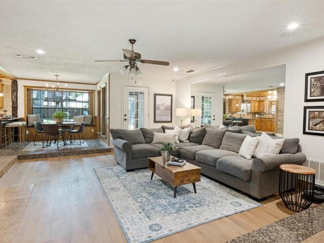 7809 Miracle Lane