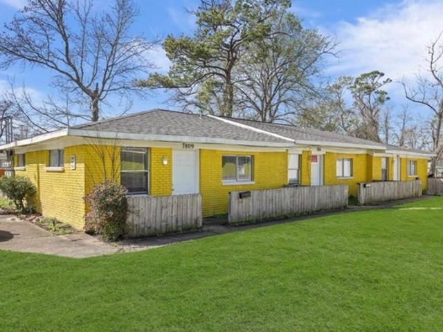 7809 Glass St, Houston, TX 77016
