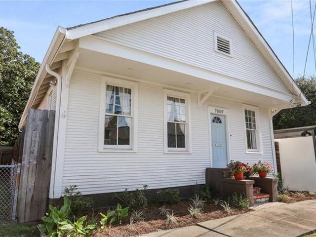 7809 Hickory St, New Orleans, LA 70118