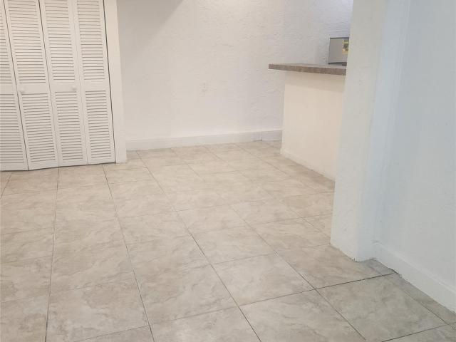 7800 SW 9th St, North Lauderdale, FL 33068 | MLS #B26019