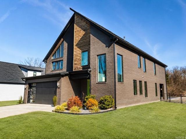7800 S Shoreline Blvd, Benton, AR 72019