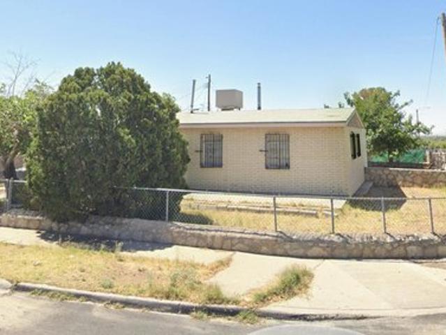 7800 Santa Cruz Ct, El Paso, TX 79915