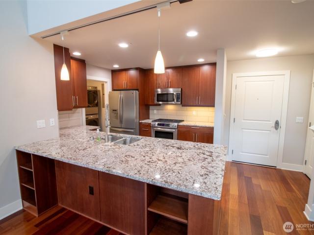 7800 SE 27th Street # 504