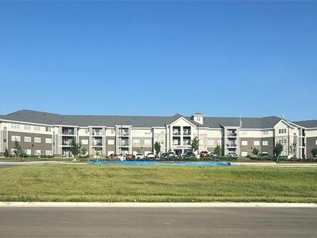 7800 W 123rd St Apt 116, Overland Park, KS 66213