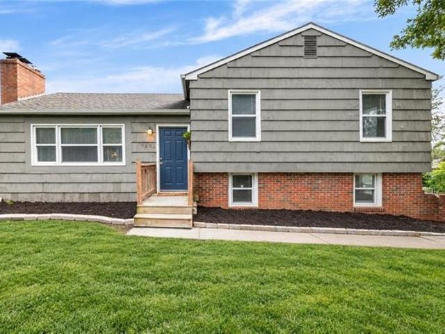 7801 E 99th Ter, Kansas City, MO 64134
