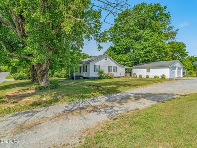 7801 Karnes Dr, Corryton, TN 37721
