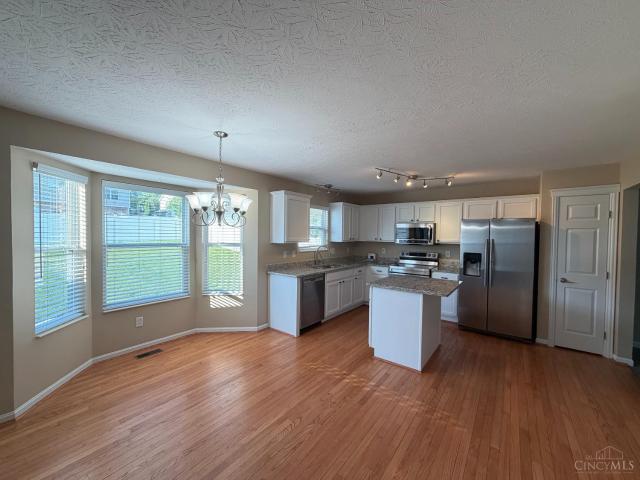 7801 Livingston Court