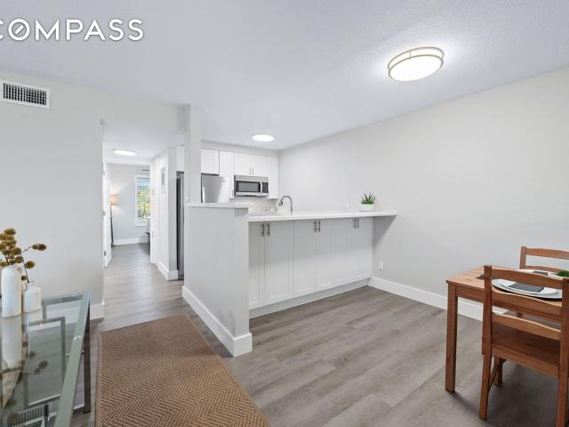 7801 Shoal Creek Blvd 203, Austin, TX