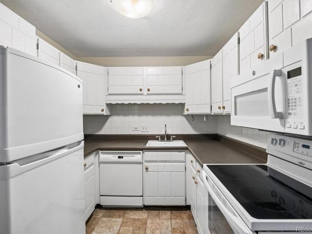 7801 W 35th Avenue # 309