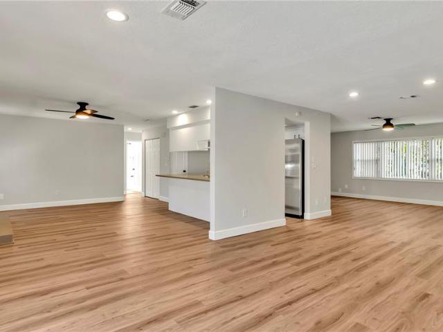 7801 17th Way N, St. Petersburg, FL 33702 | MLS #TB8326