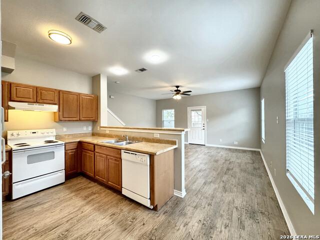 7802 Kingsbury Wood, Unit 1