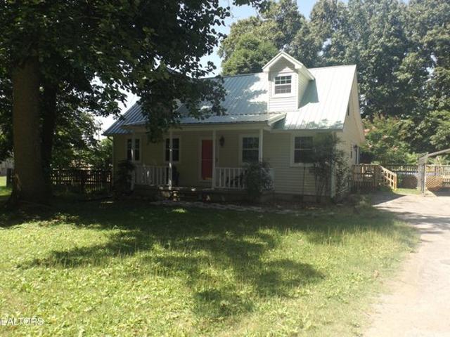 7802 Pioneer Trl, Knoxville, TN 37924