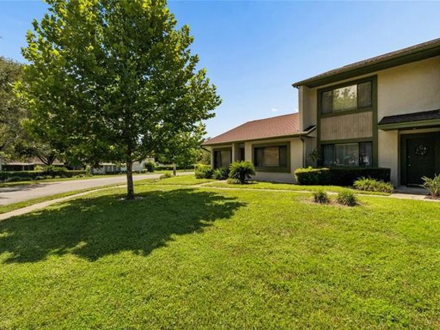 7803 Amberlea Ct, Temple Terrace, FL 33637
