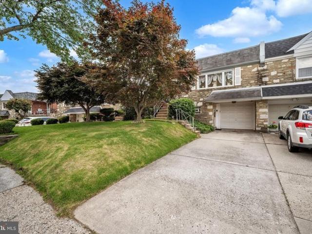 7803 Anita Dr, Philadelphia, PA 19111