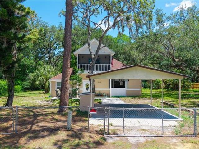 7803 Cadillac Ave, Hudson, FL 34667