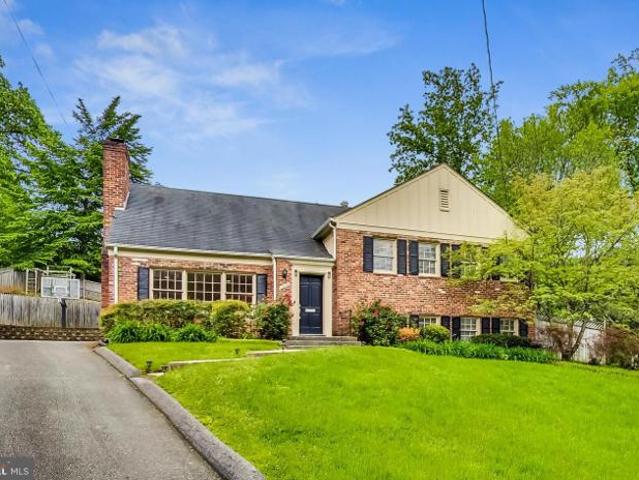 7803 Fulbright Ct, Bethesda, MD 20817