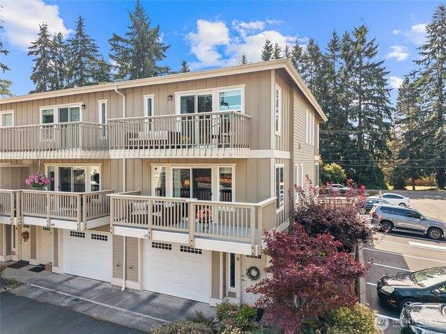 7803 th St SW Apt D, Edmonds, WA 98026