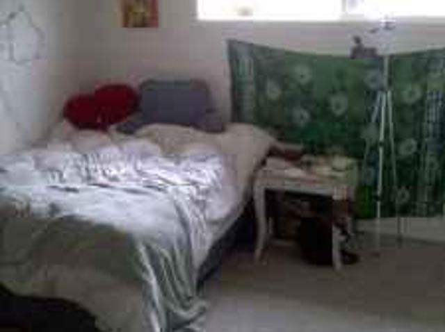 $780 1 br apt close to CU and a creekpath walk away from pearl map