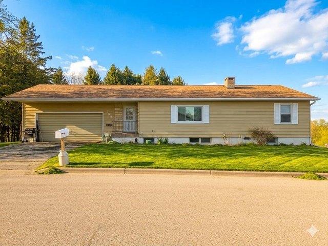 780 4th St, Fennimore, WI 53809