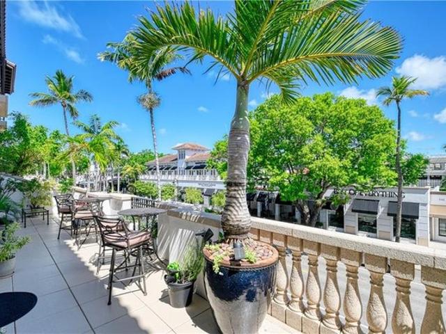 780 5th Ave S Apt 203, Naples, FL 34102