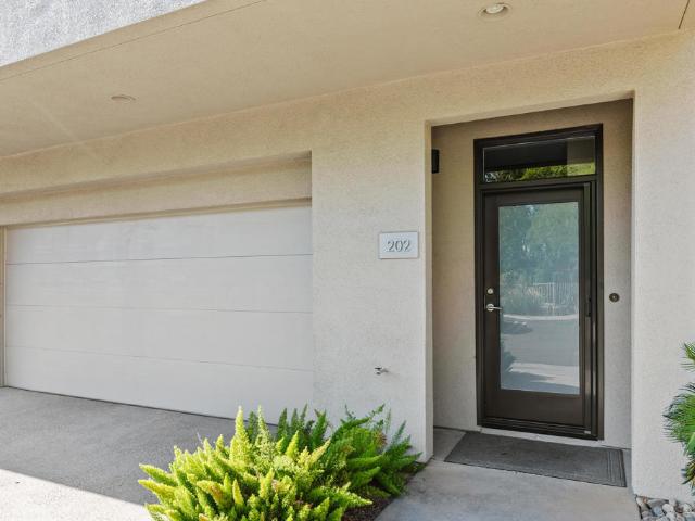 780 E Palm Canyon Drive 202