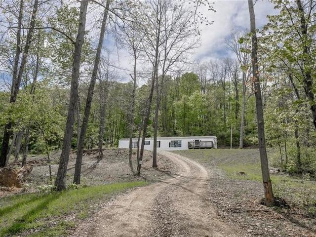 780 N Ridge Rd, Shelocta, PA 15774