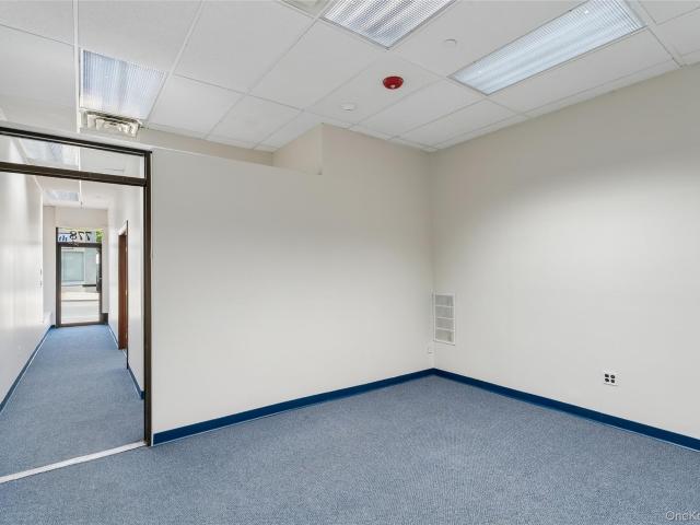 780 New York Avenue Office 2