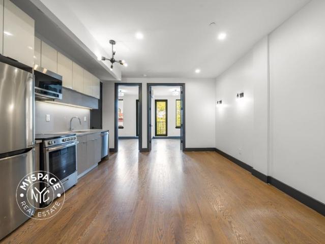#780 Rooms in 2Br/1Ba in Prospect Lefferts Gardens