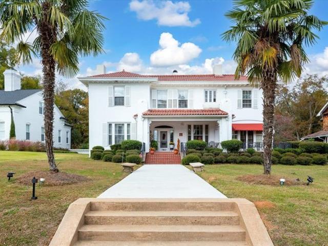 780 W Main St, Laurens, SC 29360