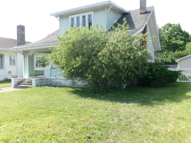 780 W Main