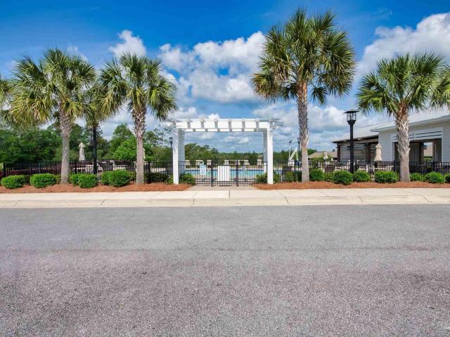 7814 Burnside Loop, Pensacola, FL 32526 | MLS #664690 | Compass