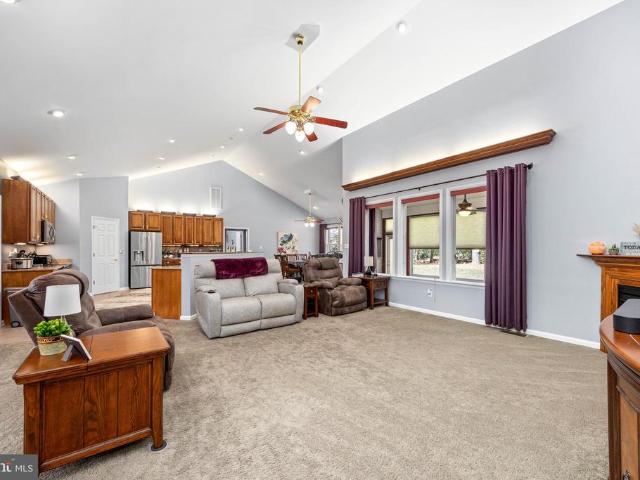 7814 Broadleaf Drive