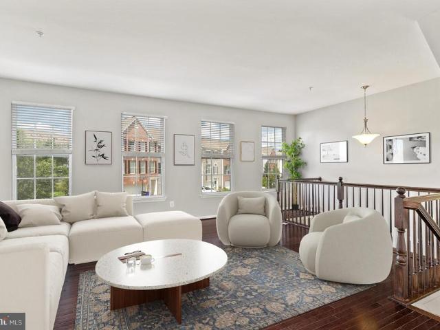 7814 River Rock