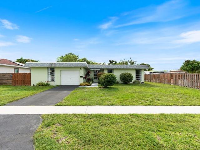 7815 NW 68th Ter, Tamarac, FL 33321