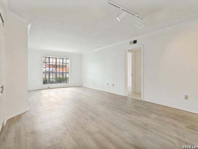 7815 Broadway, Unit 105