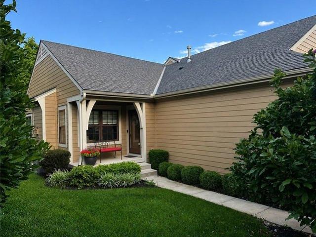 7815 W 158th Ter, Overland Park, KS 66223