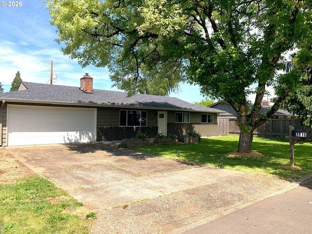 7816 NE 28th St, Vancouver, WA 98662