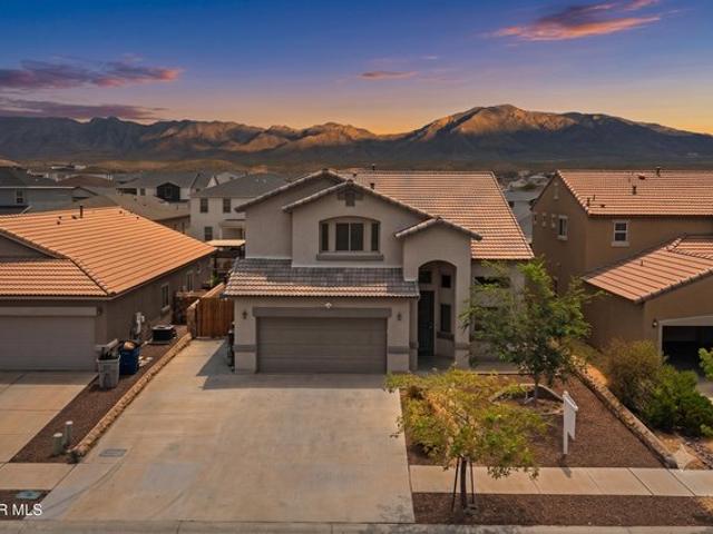 7816 Enchanted Path Dr, El Paso, TX 79911