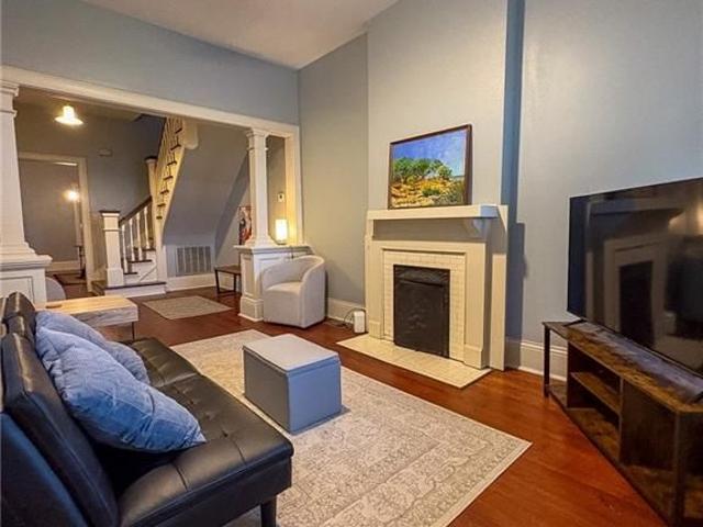 7816 S Claiborne Avenue, New Orleans, US, LA
