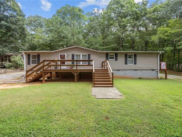 7816 Wolfe Ln, Snow Camp, NC 27349