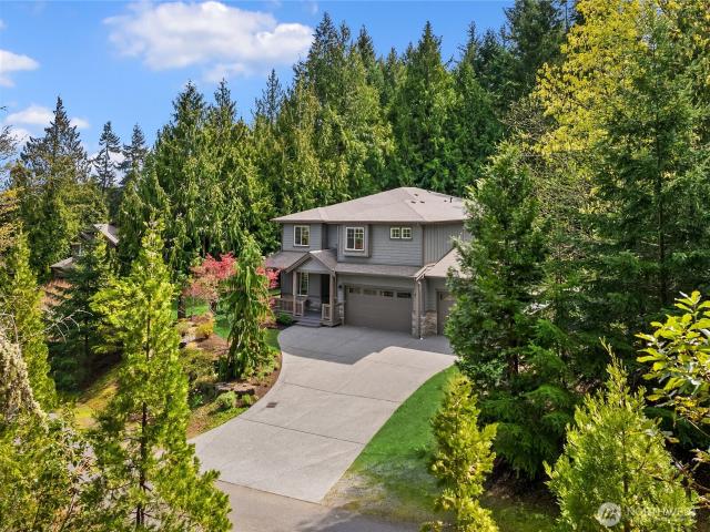 7817 NE Ledgestone Loop