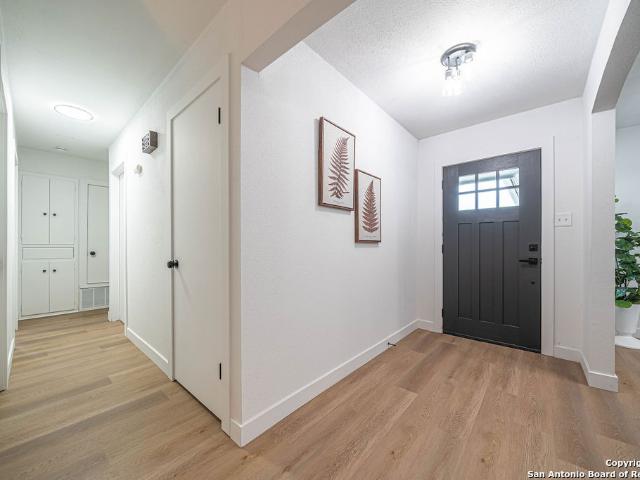 7817 Hollow Oak, Live Oak, TX 78233 | MLS #1925 | Compass