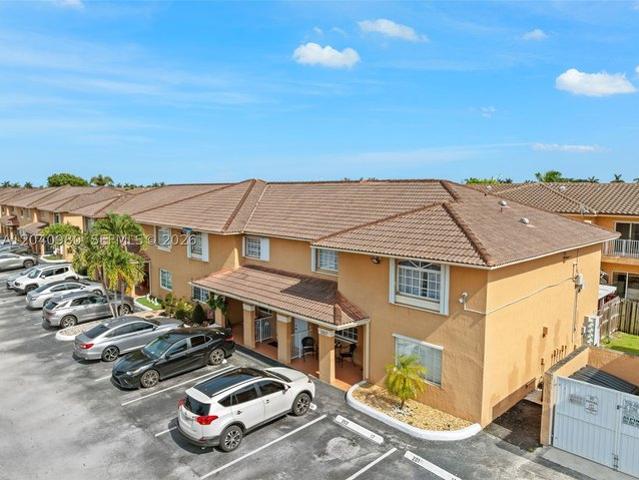 7817 W 36th Ave Unit 101, Hialeah, FL 33018