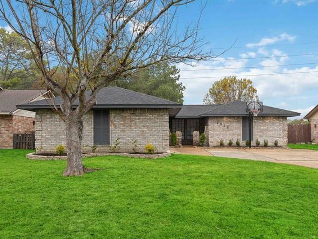 7818 Kellwood Dr, Houston, TX 77040